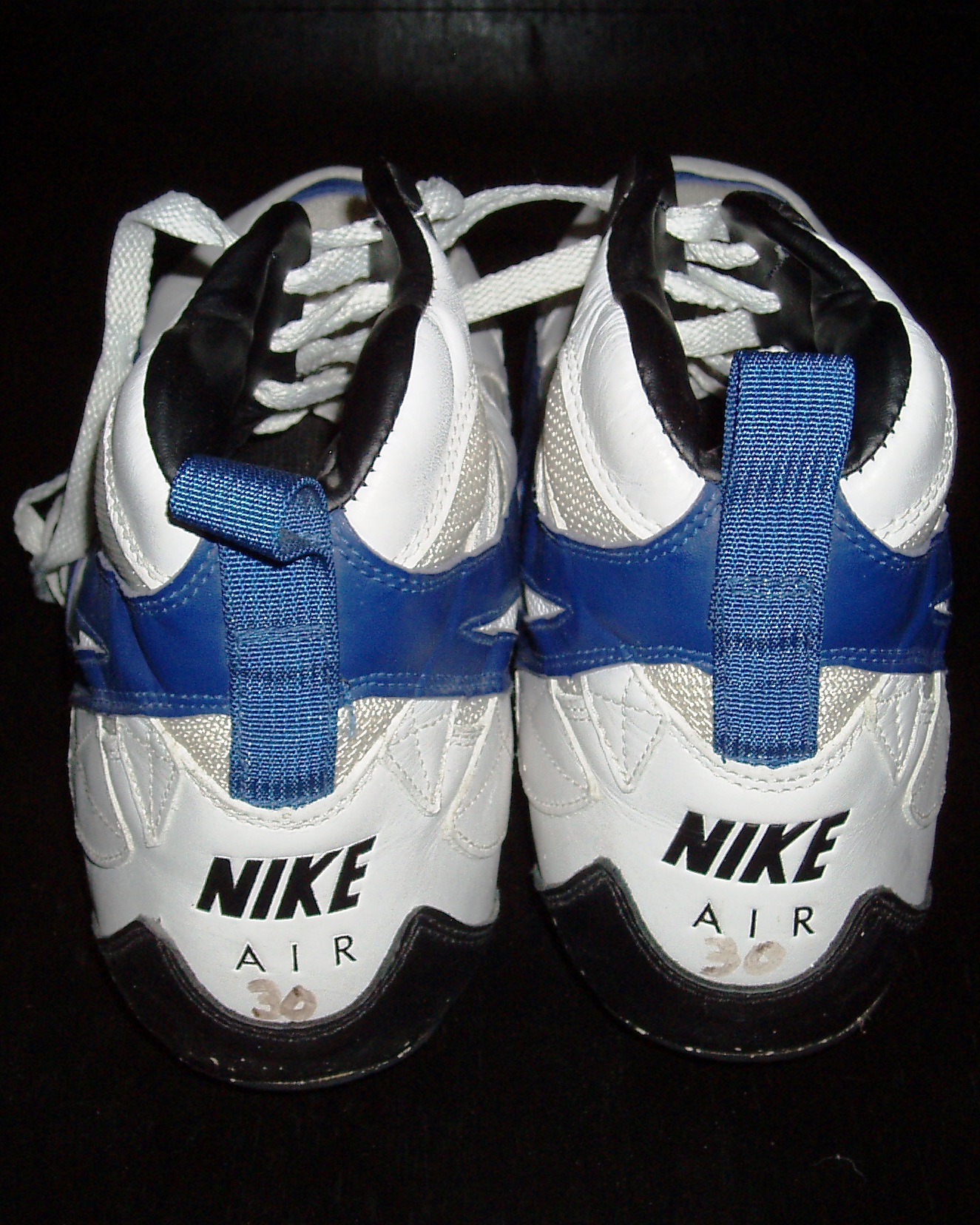 Hoos in the NFL Game Used Items - Charles Way